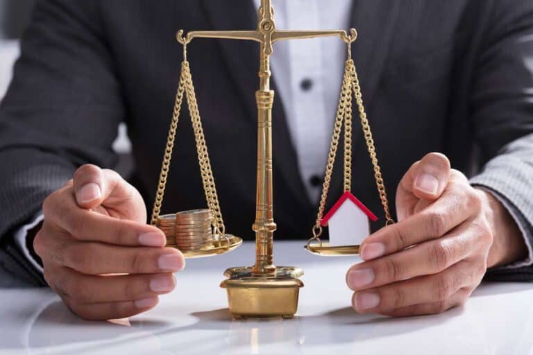 Qué es Derecho de Propiedad Origen Clasificación Características